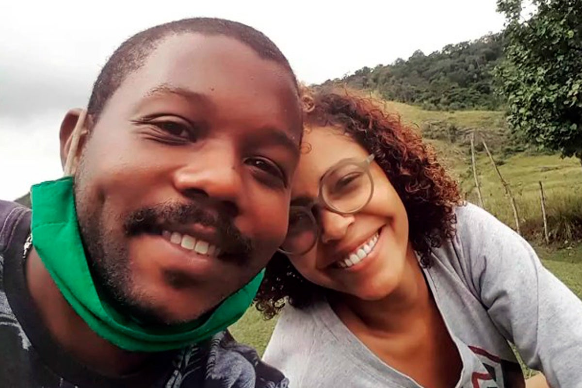 Saiba como está o ator que fez Buscapé em O Cravo e a Rosa - TV História