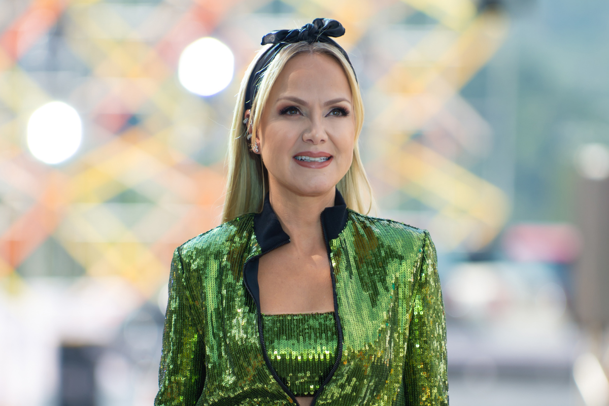 Eliana completa 13 anos no SBT sem motivos para comemorar - TV História