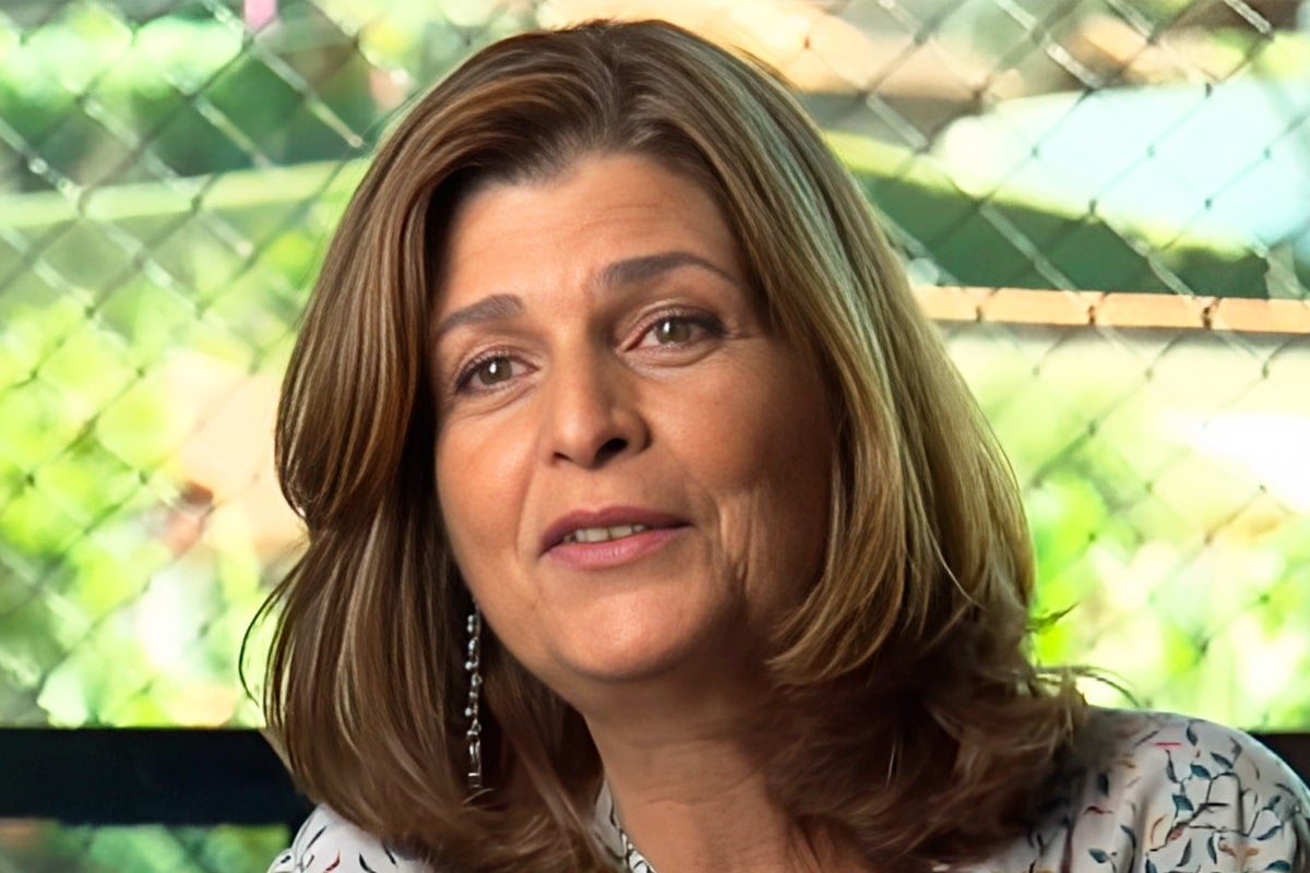 Demitida pela Record, autora pode ajudar a salvar novelas da Globo