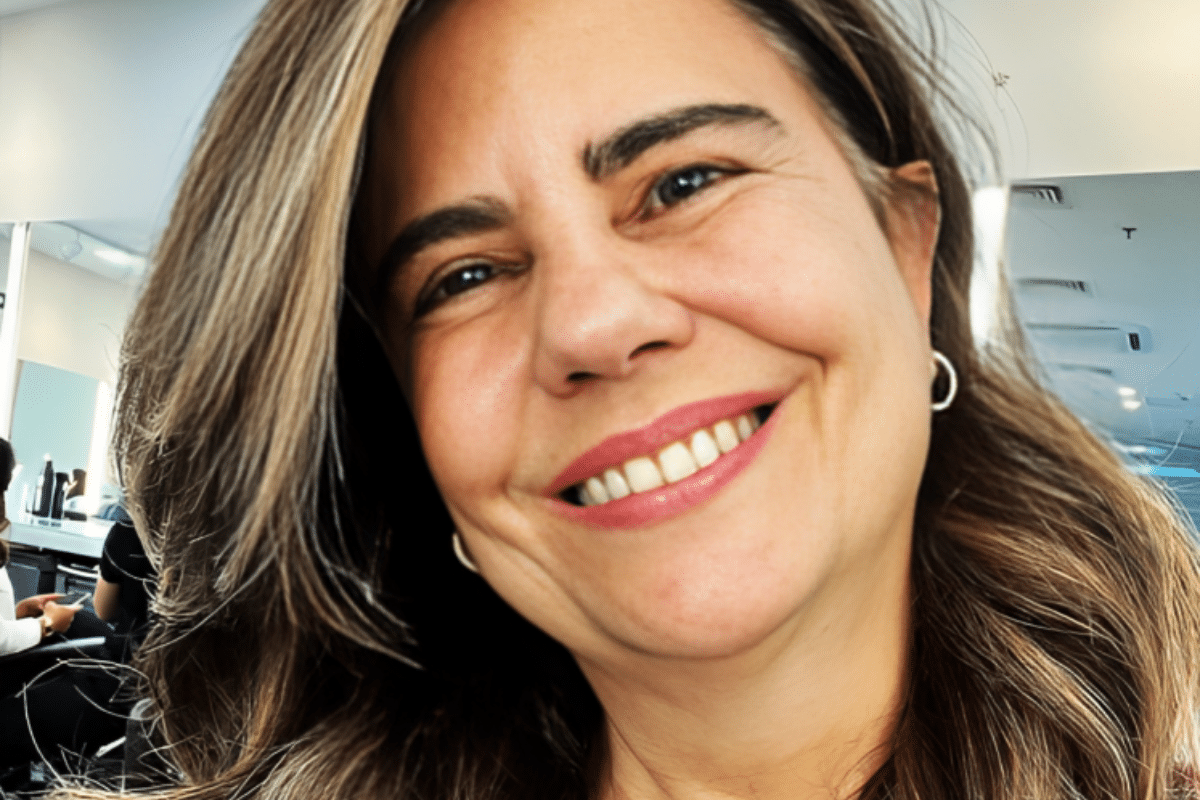 Aos 84 anos, autor assume namoro com atriz que esteve em suas novelas ...