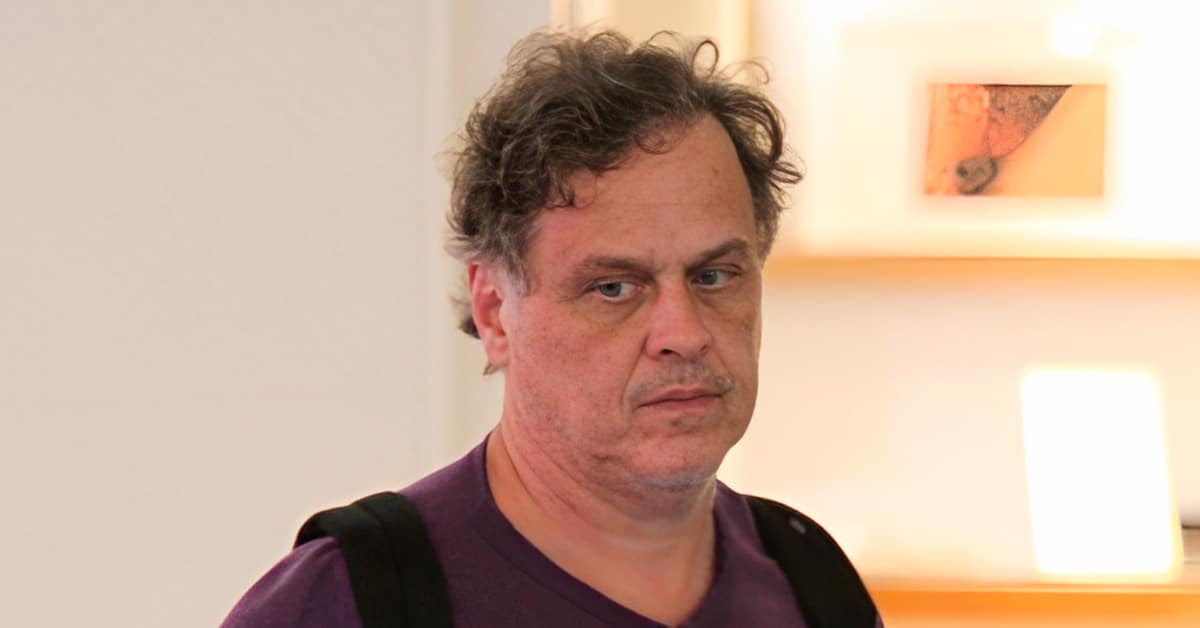 Longe da TV, ator teve casa leiloada para pagar dívida: “Acabou” Longe da TV, ator teve casa leiloada para pagar dívida: “Acabou”