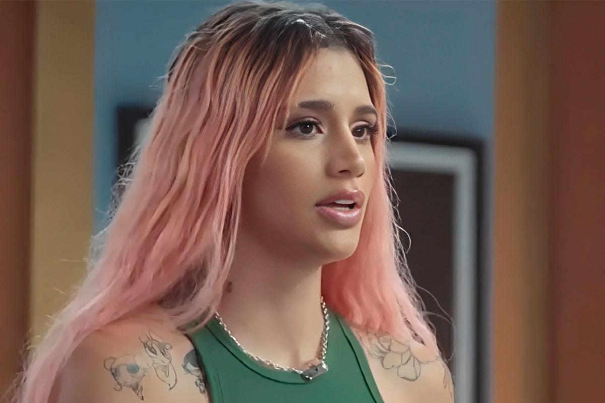 Fora: doença de atriz fez personagem desaparecer em Vai na Fé